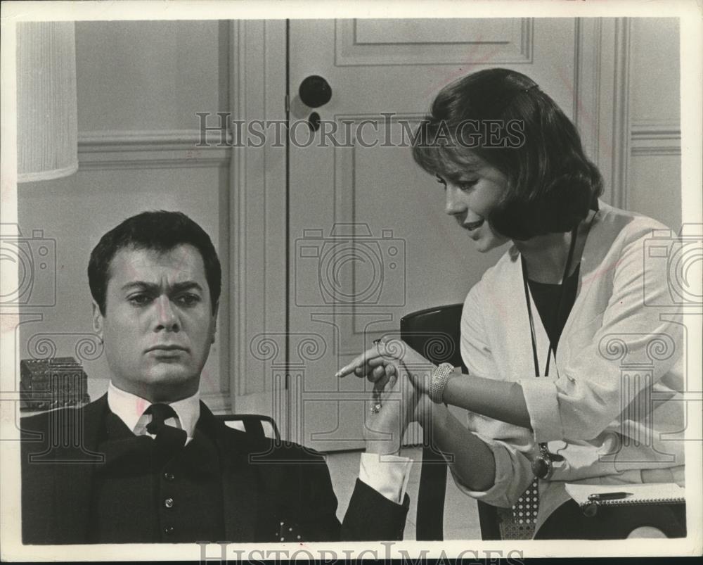 Tony Curtis And Natalie Wood