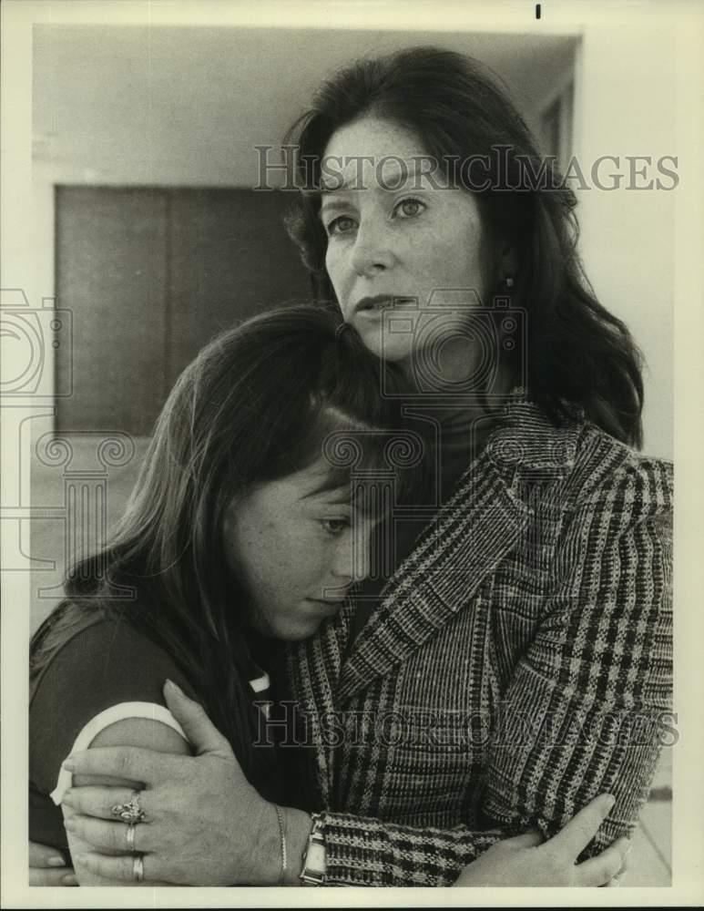 Actress Dawn Lyn 60 Photos - Moonagedaydream.film