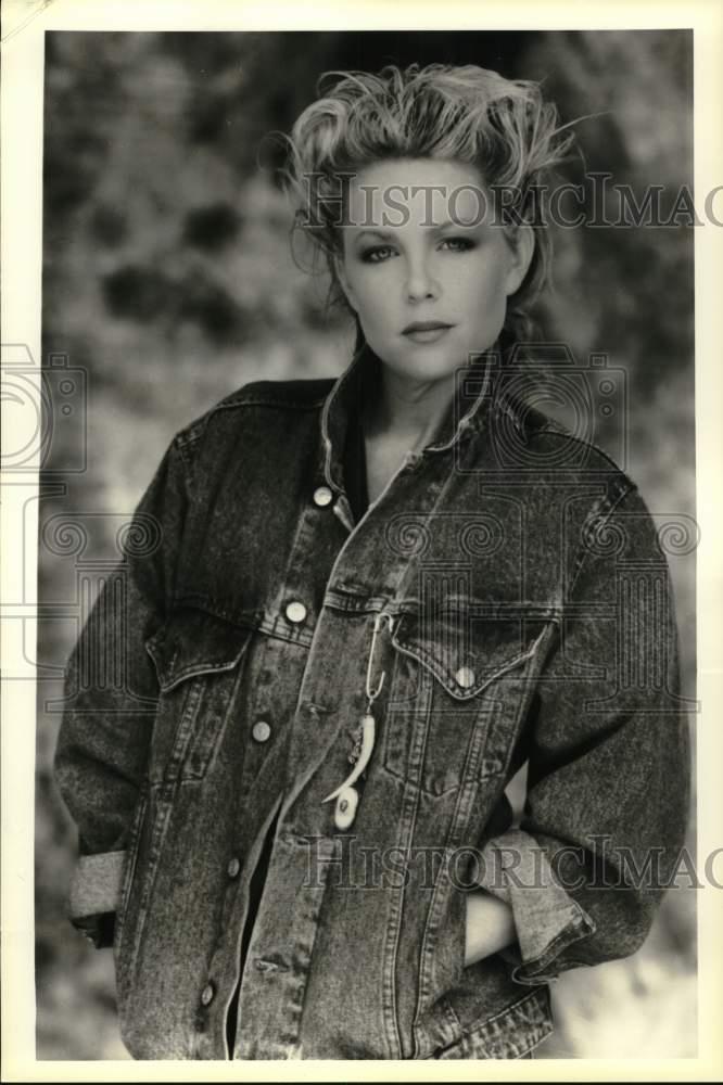 Actress Lisa Hartman