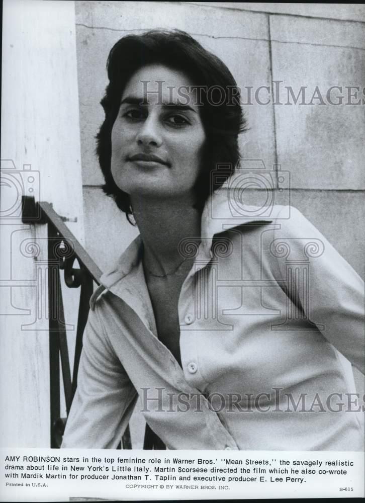 Actress Amy Robinson 60 Photos - Moonagedaydream.film