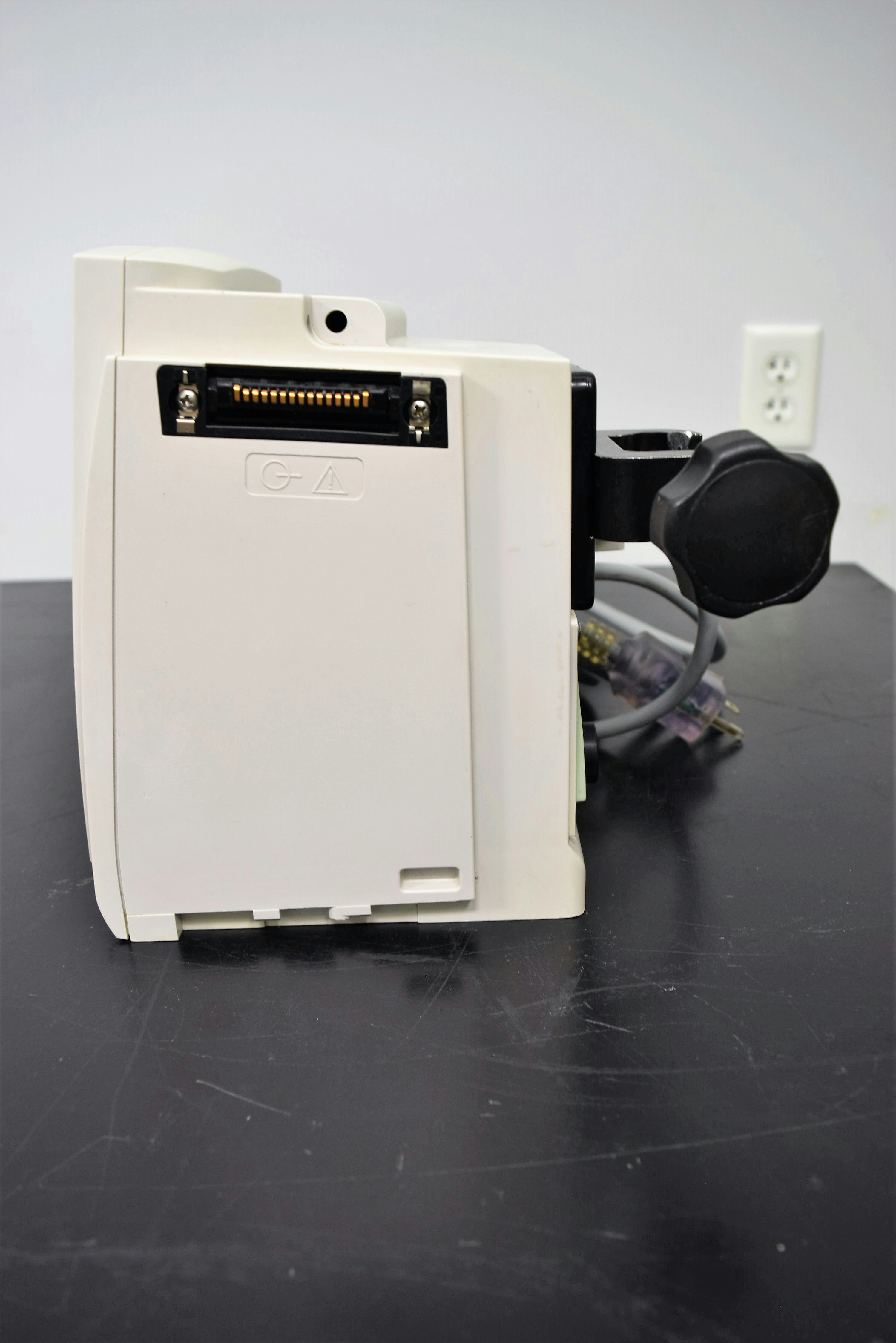 Купить Медицинские и лабораторные насосы Medley 8000 Carefusion Alaris ...