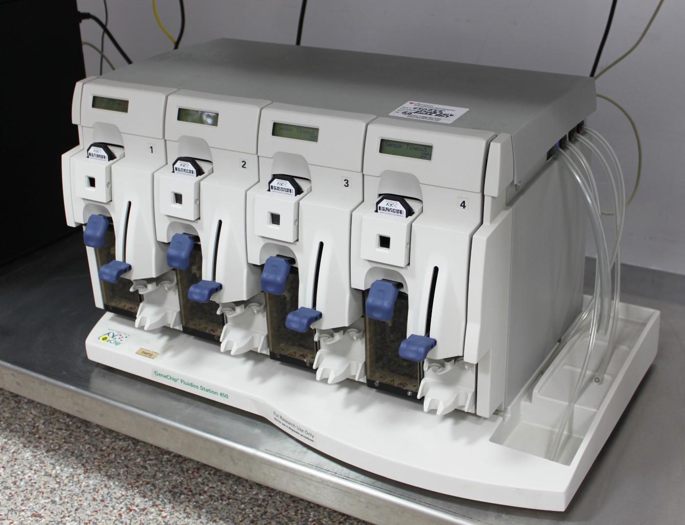 Affymetrix GeneChip 3000 7G Microarray Scanner Autoloader Oven 645 ...